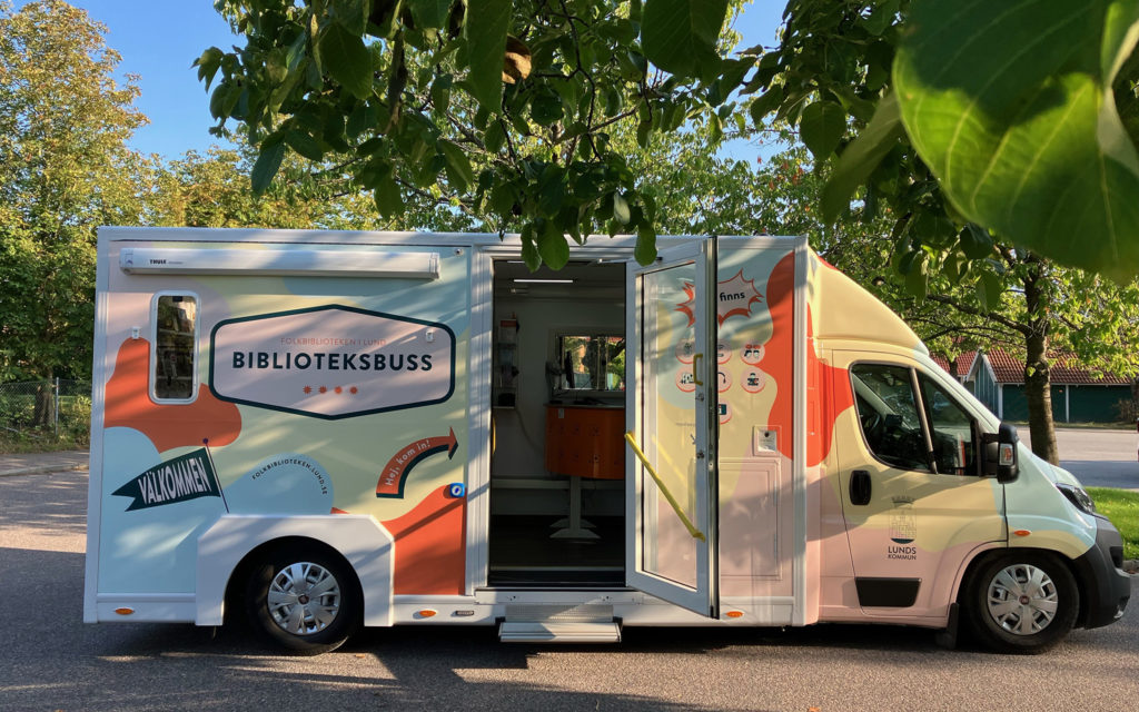 Autumn holidays - Visit by the library bus - Lund City